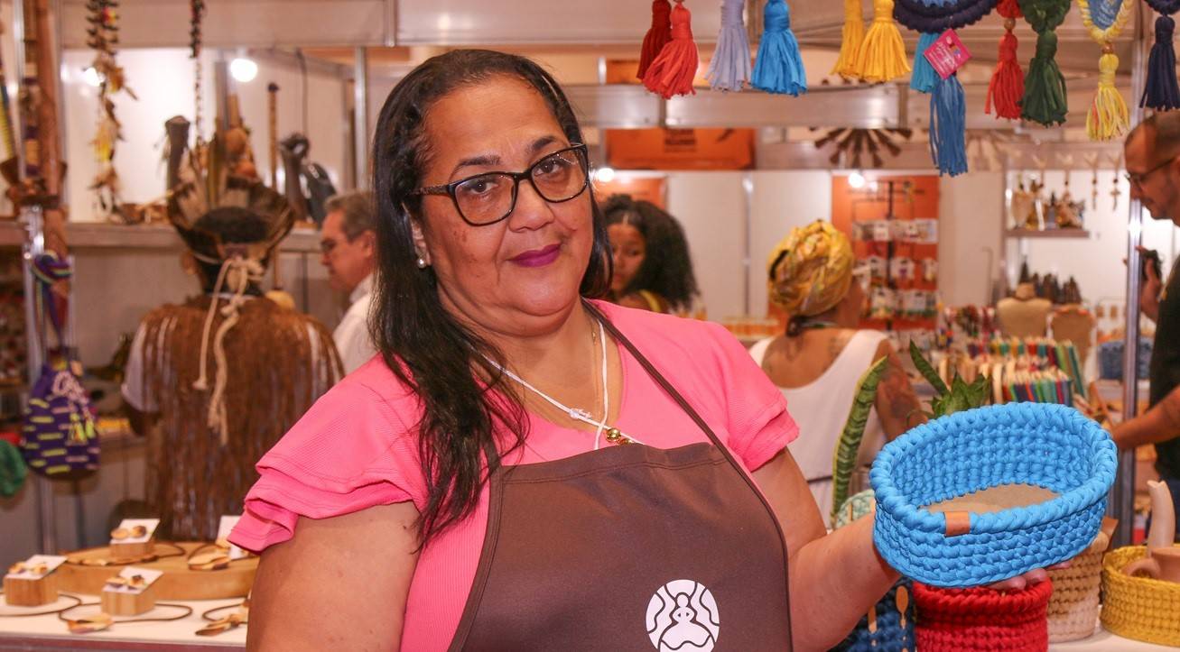 CLAUDIA DE ARAÚJO FIGUEIREDO | Artesanato da Bahia